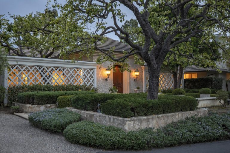 Megavilla Ripe for Makeover Sells for $16.25 Million - Siteline