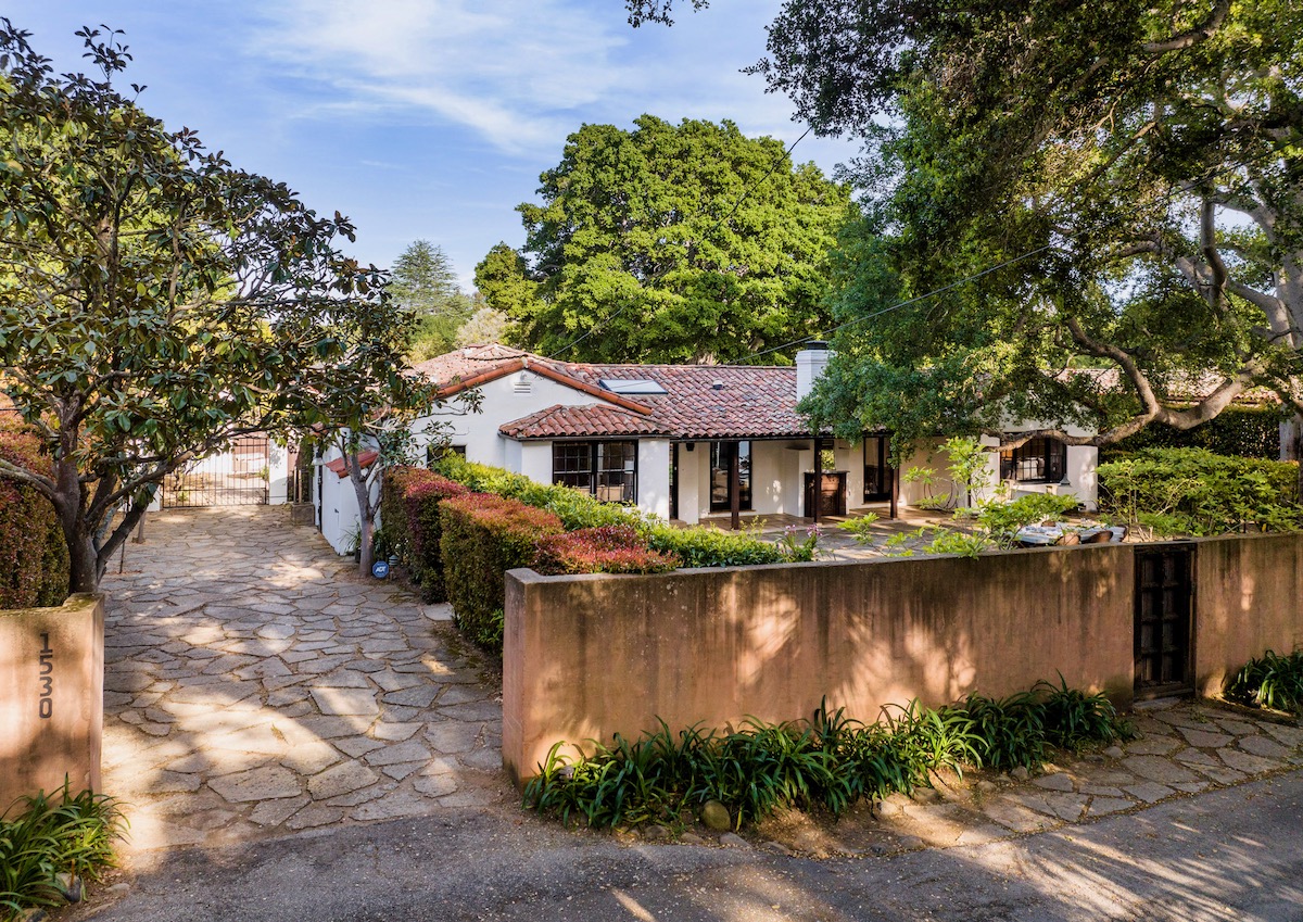 Siteline | Miramar Lane—A Magical Spanish House in the Hedgerow Listed ...