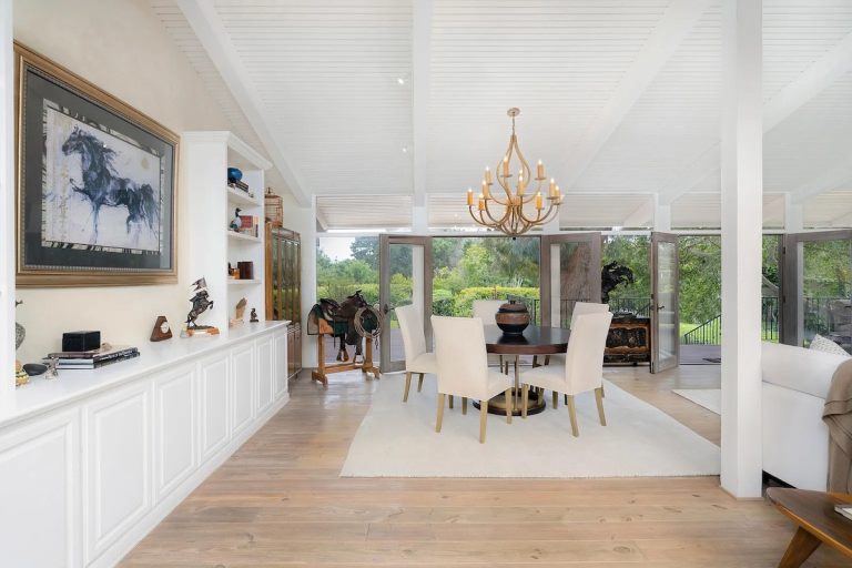 Siteline | A Renowned Interior Designer’s Weekend Retreat in Montecito