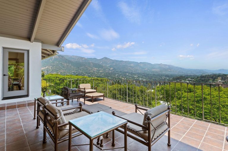 Siteline | Classic Joseph Plunkett Style in Hope Ranch