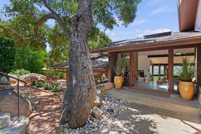 Siteline | 1930 Farmhouse With Contemporary Swagger