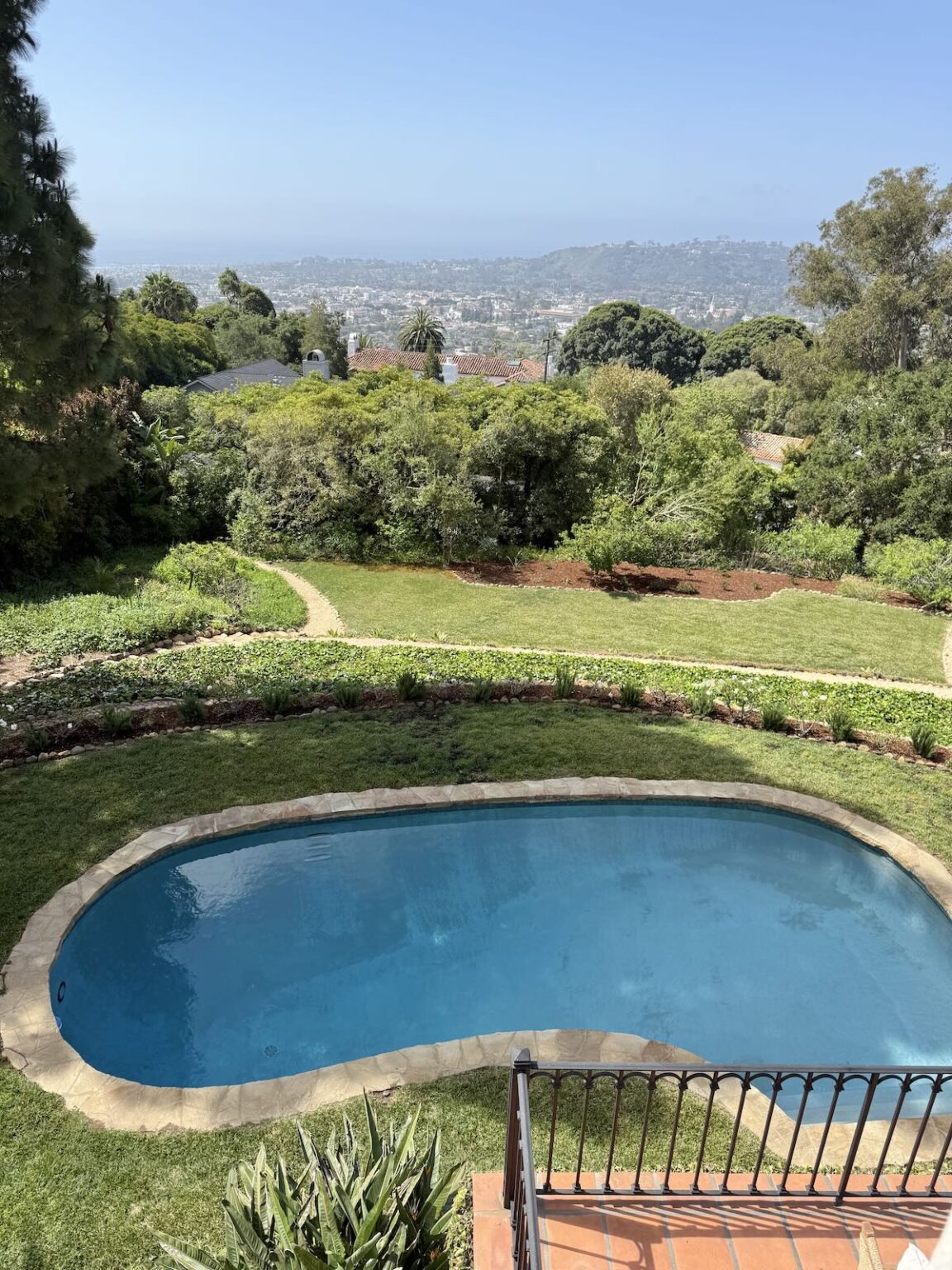 Siteline | Fashion Designer Sells Montecito Villa for $13 Million